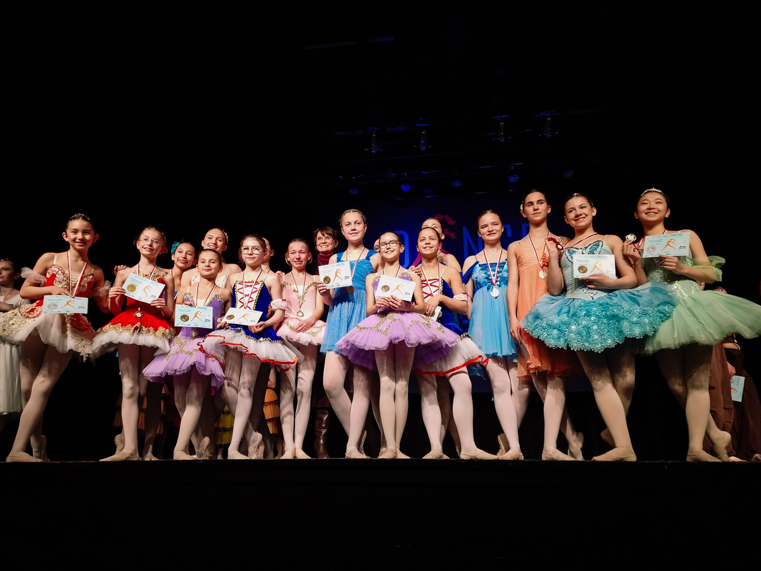 Une première réussie à la Dance Area Competition - Académie de danse ...
